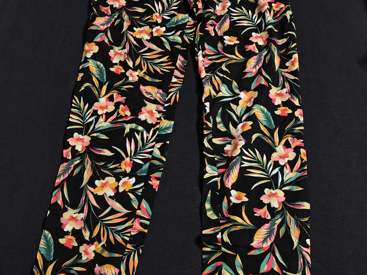 str.36 only sommer sæt | Aarhus V - GulogGratis.dk