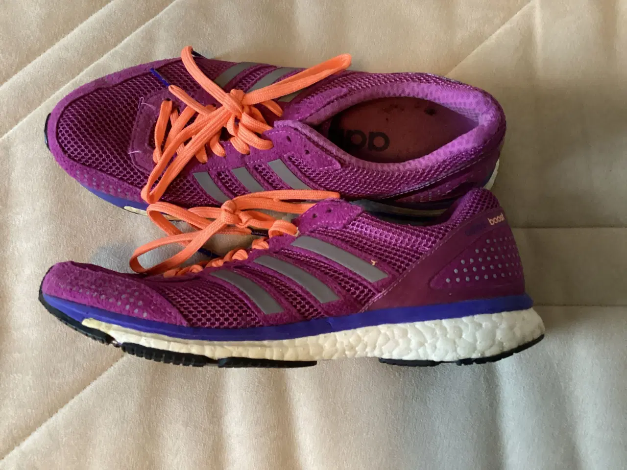 Sneakers i friske farver | Aalborg - GulogGratis.dk