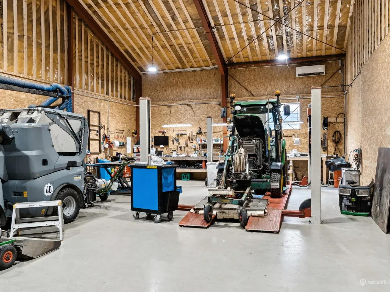 Unik domicil ejendom i Idylliske omgivelser | Roskilde - GulogGratis.dk