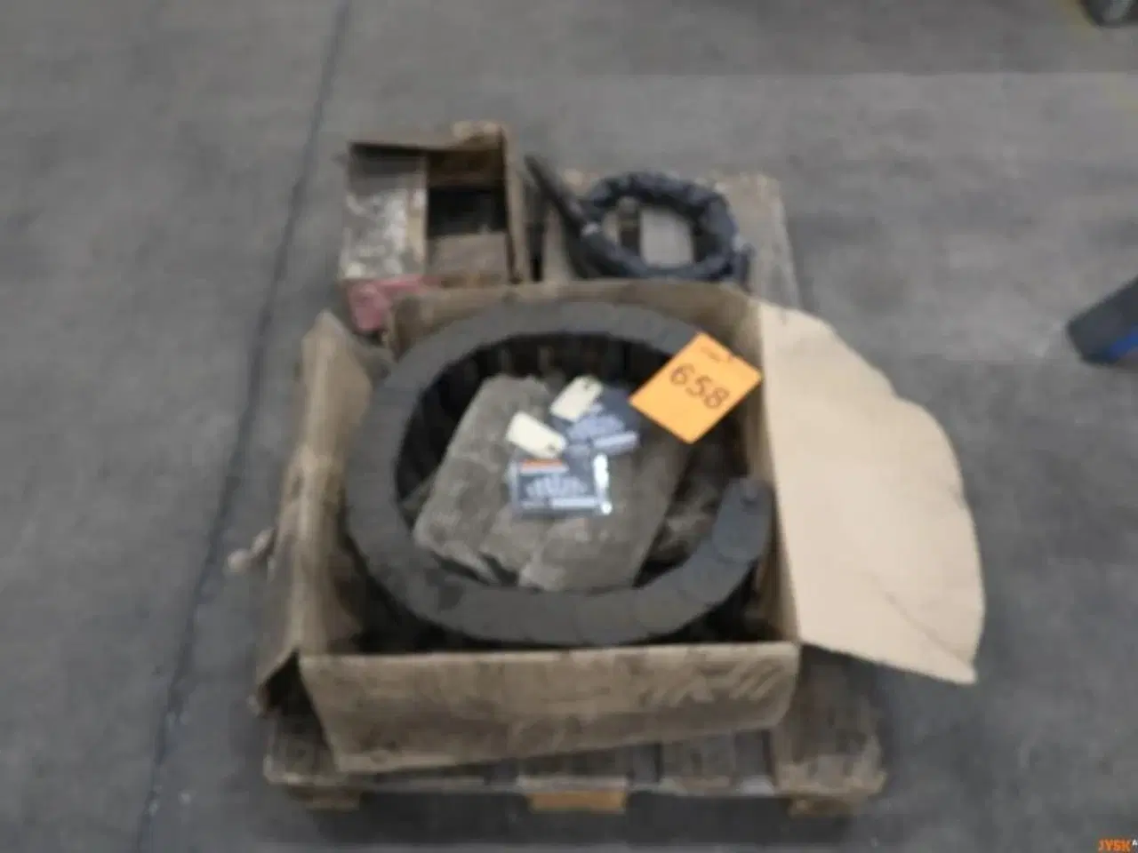 UDSTYR OG TILBEH | Kjellerup - GulogGratis.dk