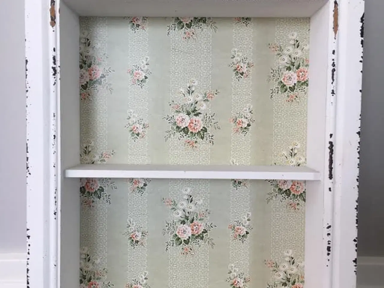 Ny smuk shabby chic hylde / kasse / reol | Ebeltoft - GulogGratis.dk