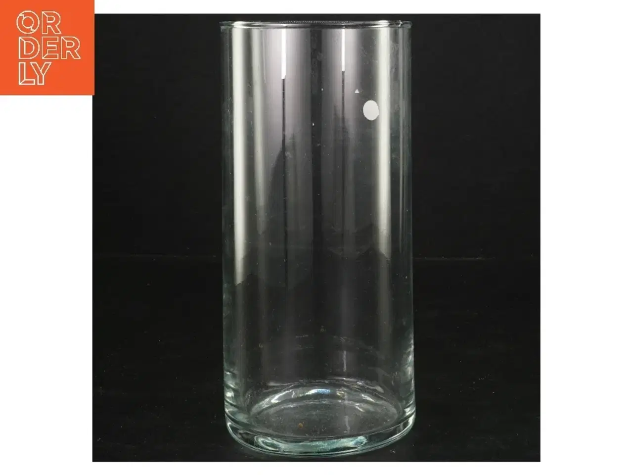 Ny Cylindrisk glasvase fra Ai (str. Ø 9x19 cm) | Slangerup - GulogGratis.dk