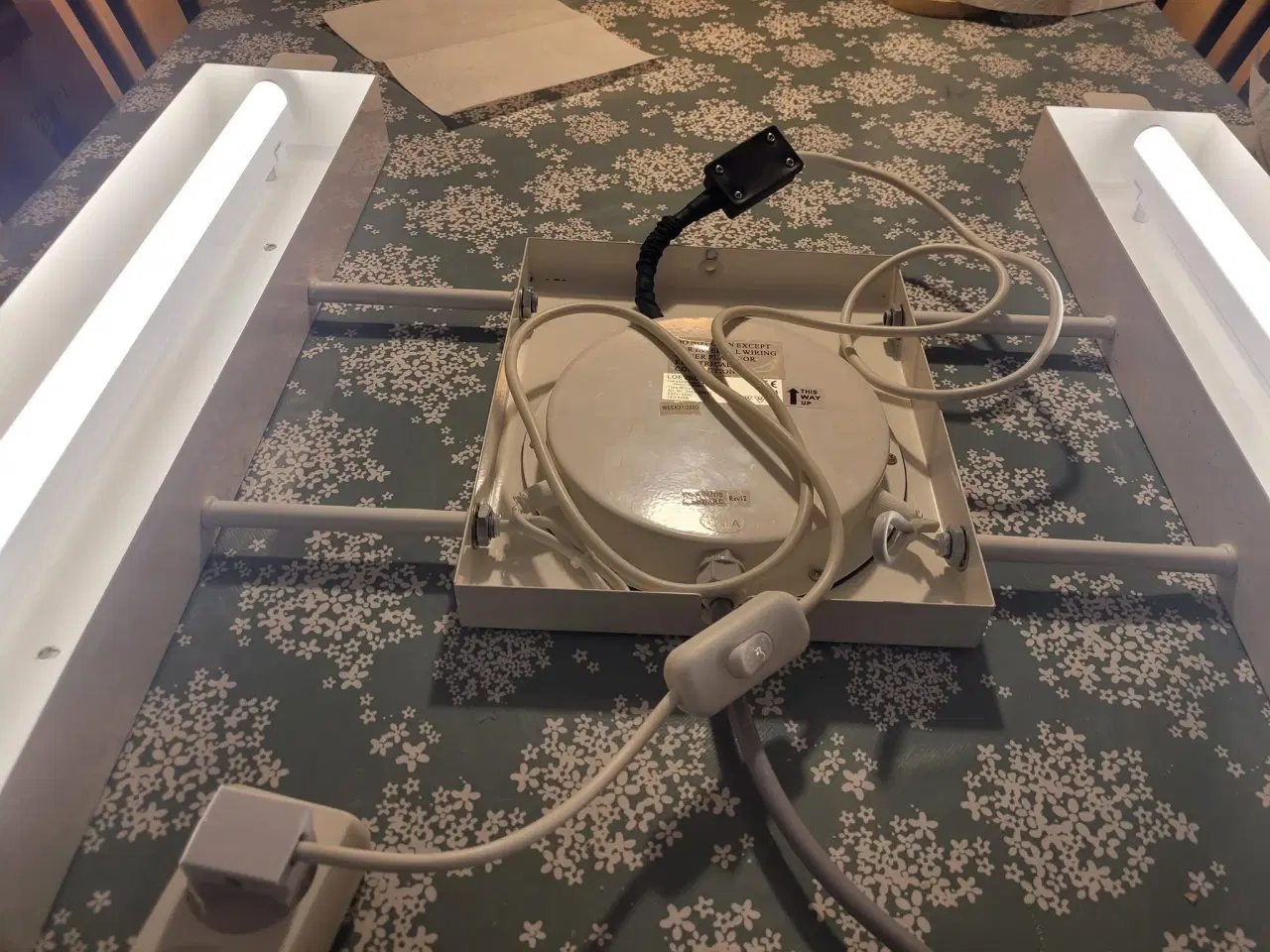 spejl med led lys 80x65 cm | Solrød Strand - GulogGratis.dk