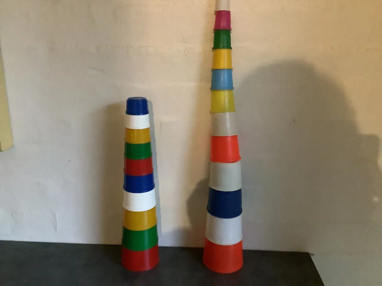 Stabelkopper i plastik til børn | Esbjerg - GulogGratis.dk