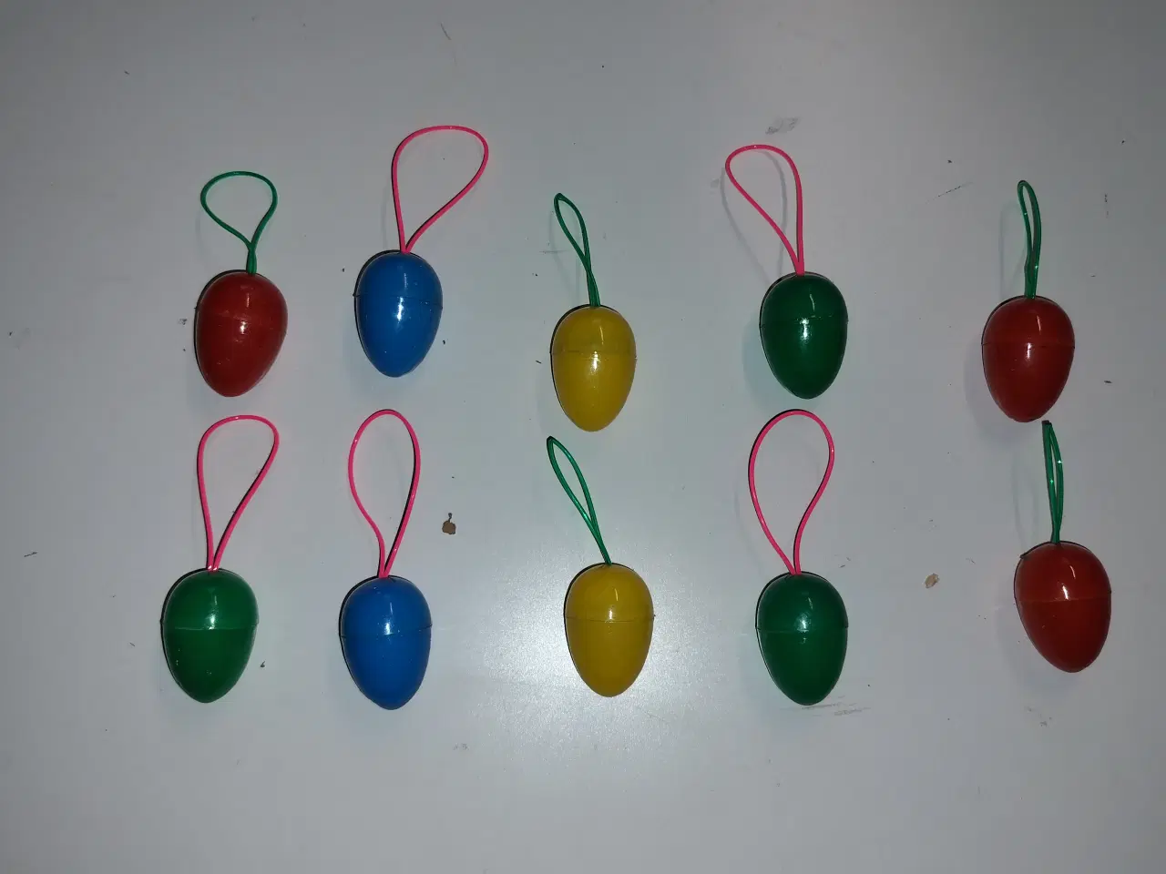 Påskeæg retro i plast | Tjele - GulogGratis.dk