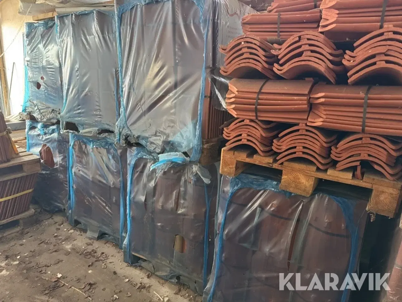 Tagsten Højslev Tegl Rød vingetagsten RT806 17 paller | Tølløse ...