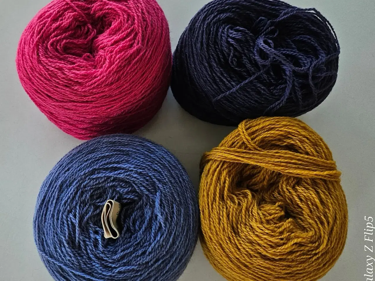 240gr. Filcolana New Zealandsk lammeuld | Ikast - GulogGratis.dk