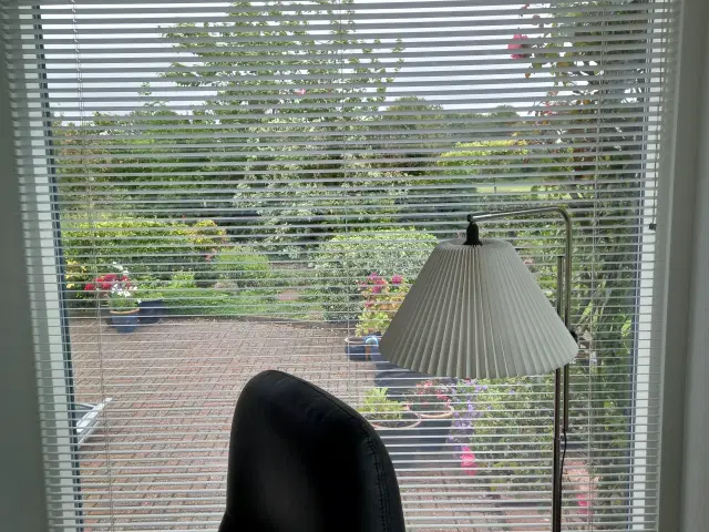 1o stks hvide Faber Alu persienner ialt 200kr. | Skælskør - GulogGratis.dk