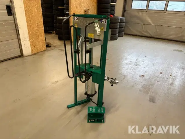 Fjederpresser Compac CSC G2 | Tølløse - GulogGratis.dk