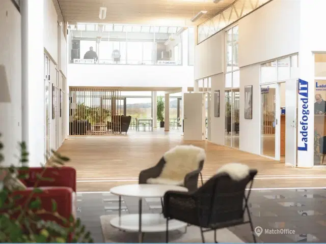 Kontor tæt på by og vand! | Hadsund - GulogGratis.dk