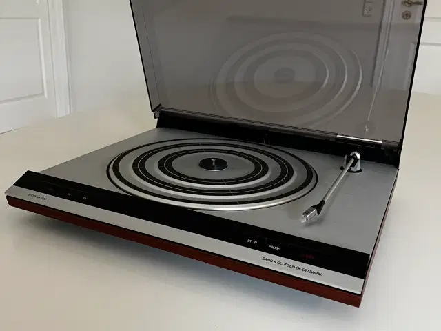 B&O Beogram 2402 Flot stand, fuldt intakt | Kerteminde - GulogGratis.dk