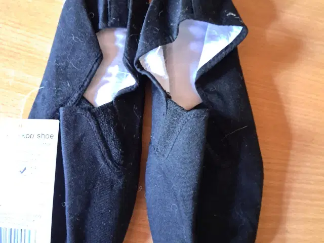 Femine Kina sko lavet i bomuld str 41 sort helt ny | Hedensted ...
