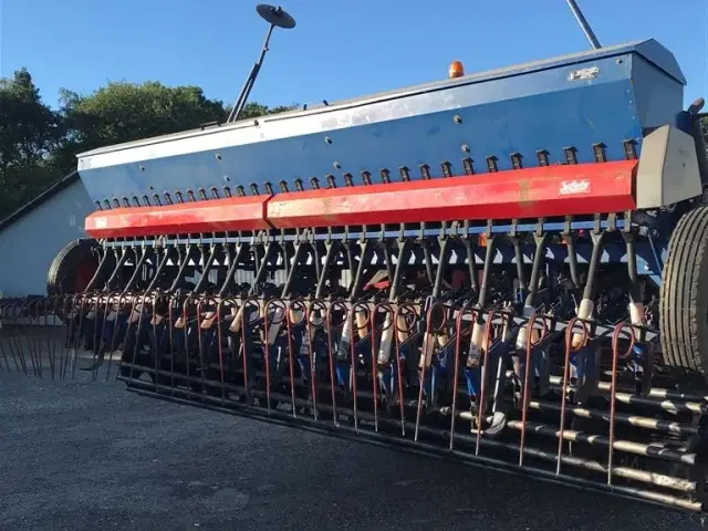 Agrodan kombiharve med Fiona såmaskine | Egtved - GulogGratis.dk