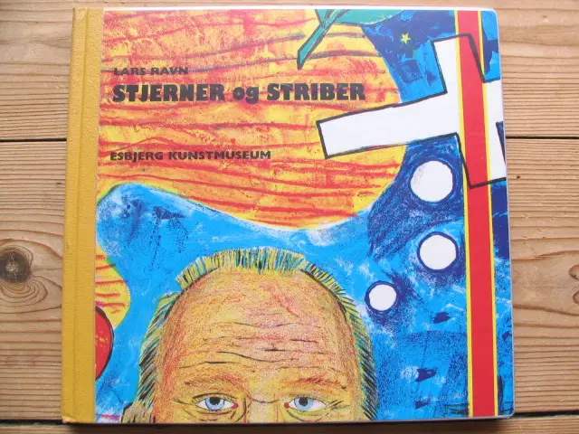Lars Ravn f.1959 - Stjerner og striber | København S - GulogGratis.dk