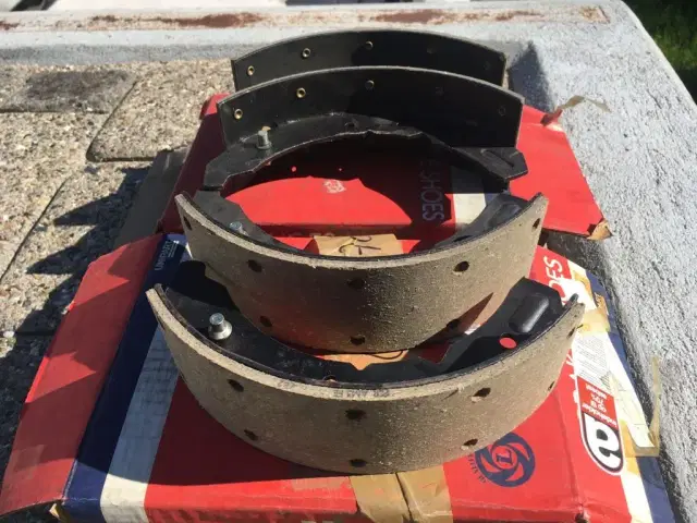 Bremsebakker Austin A55. A60. J4 | Kongerslev - GulogGratis.dk